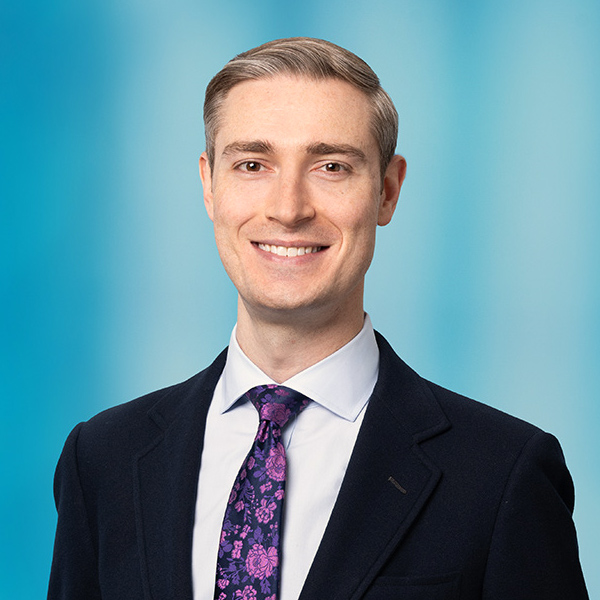 Les Vasvari - Sax Wealth Advisors